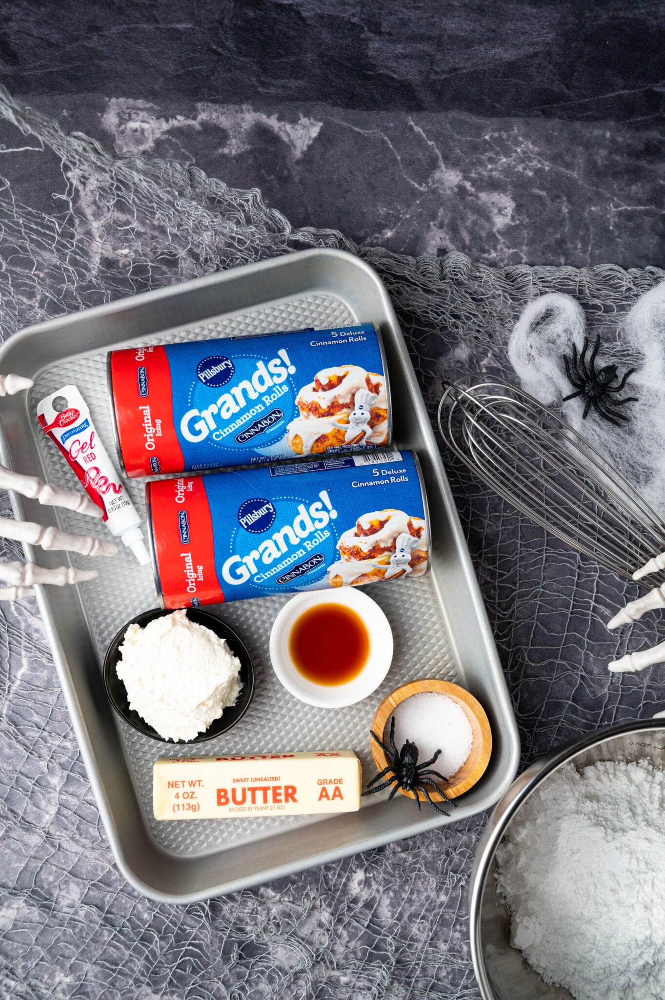 Zombie Guts (Cinnamon Roll Intestines) | Comfort Food Ideas | Halloween